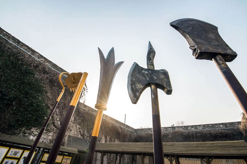 History of Chinese Weapons - Classic Era of Weaponry - Katanas For Sale